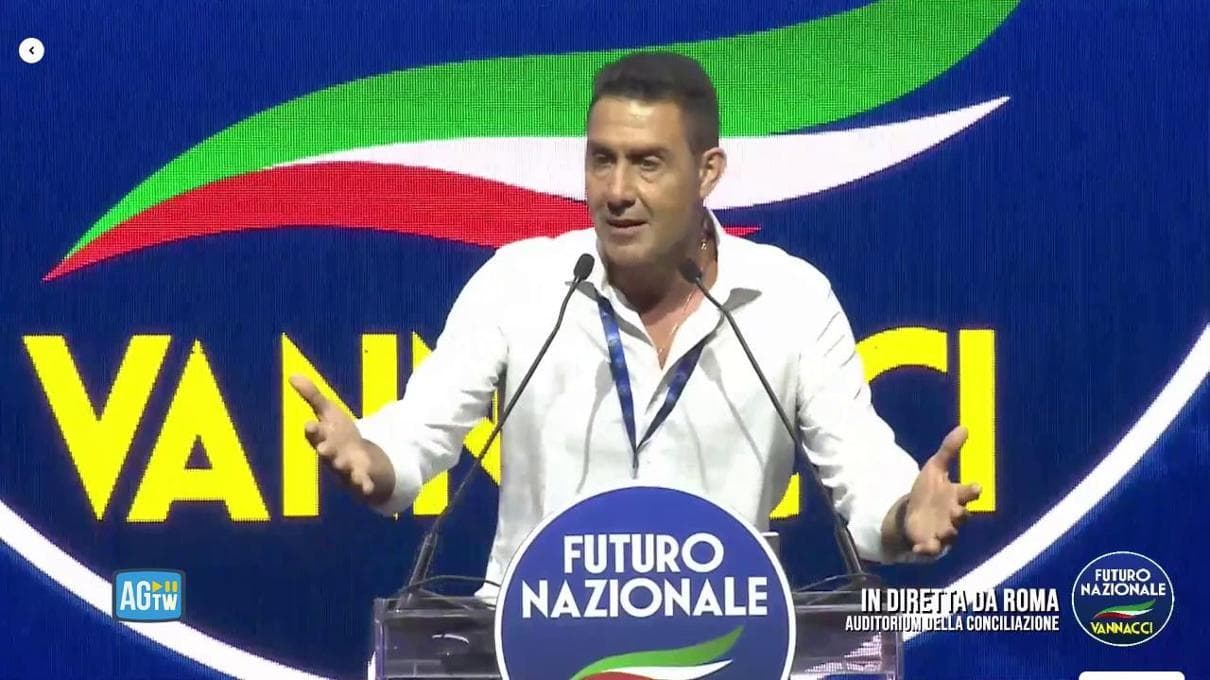Pa, firmato il contratto 2025-2027 per gli statali. Aumenti medi da 162 ...