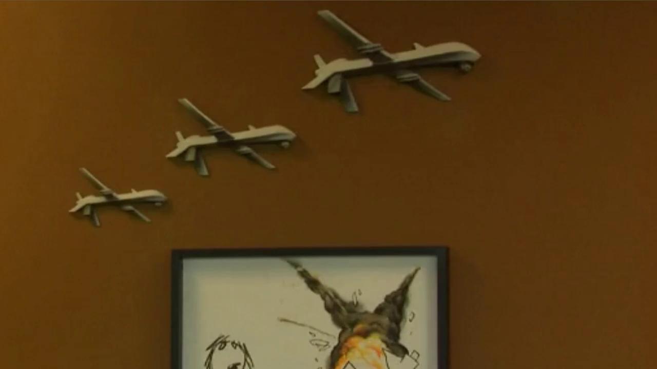 Banksy contro le armi: l'ultima opera è 'Civilian Drone Strike' - la ...