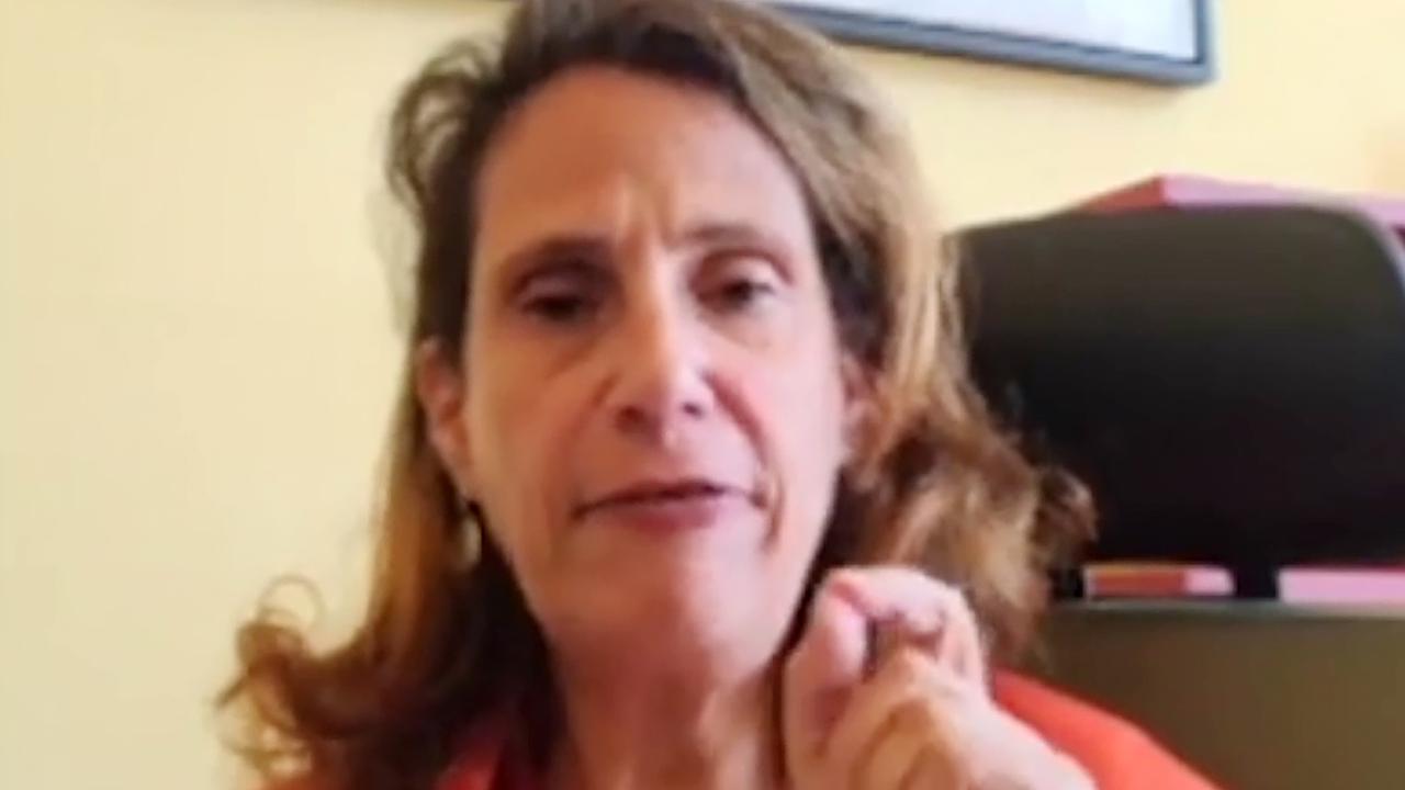 Coronavirus, la virologa Ilaria Capua: "Non ne usciremo prima dell ...