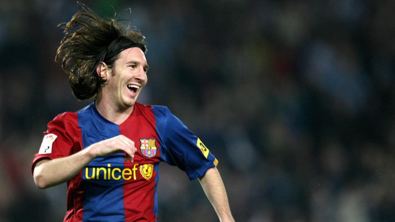 Il curioso caso di Benjamin Messi: la Pulce sembra ringiovanire invece ...