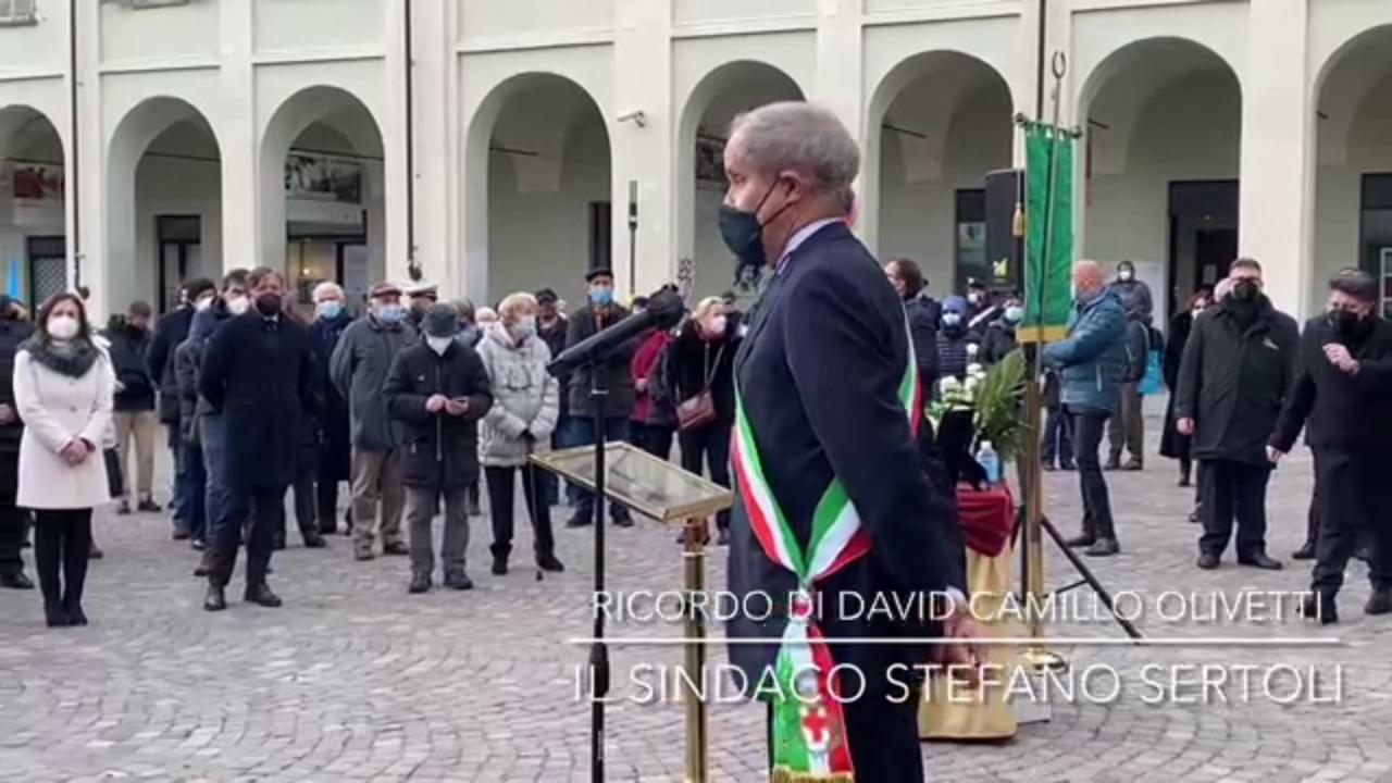 Ivrea, sindaci, Spille d'oro e gli amici di una vita per l'addio a ...