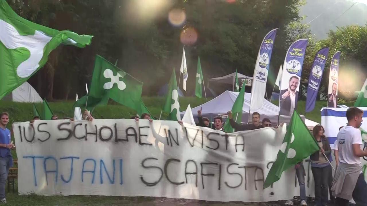 Tensione a Pontida, il 'vaffa' dei giovani della Lega contro Tajani per ...