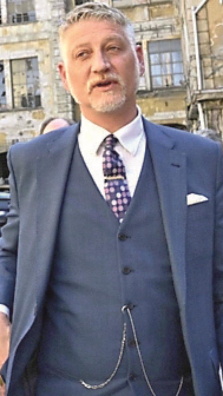 Alessandro Giuli, un anno al Mic: video autocelebrativo sui social ...