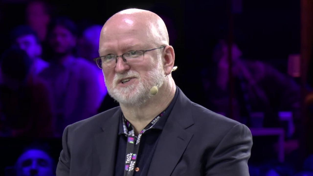 ITW 2025, Kevin Scott: "L'IA cambierà il lavoro ma la dignità delle ...
