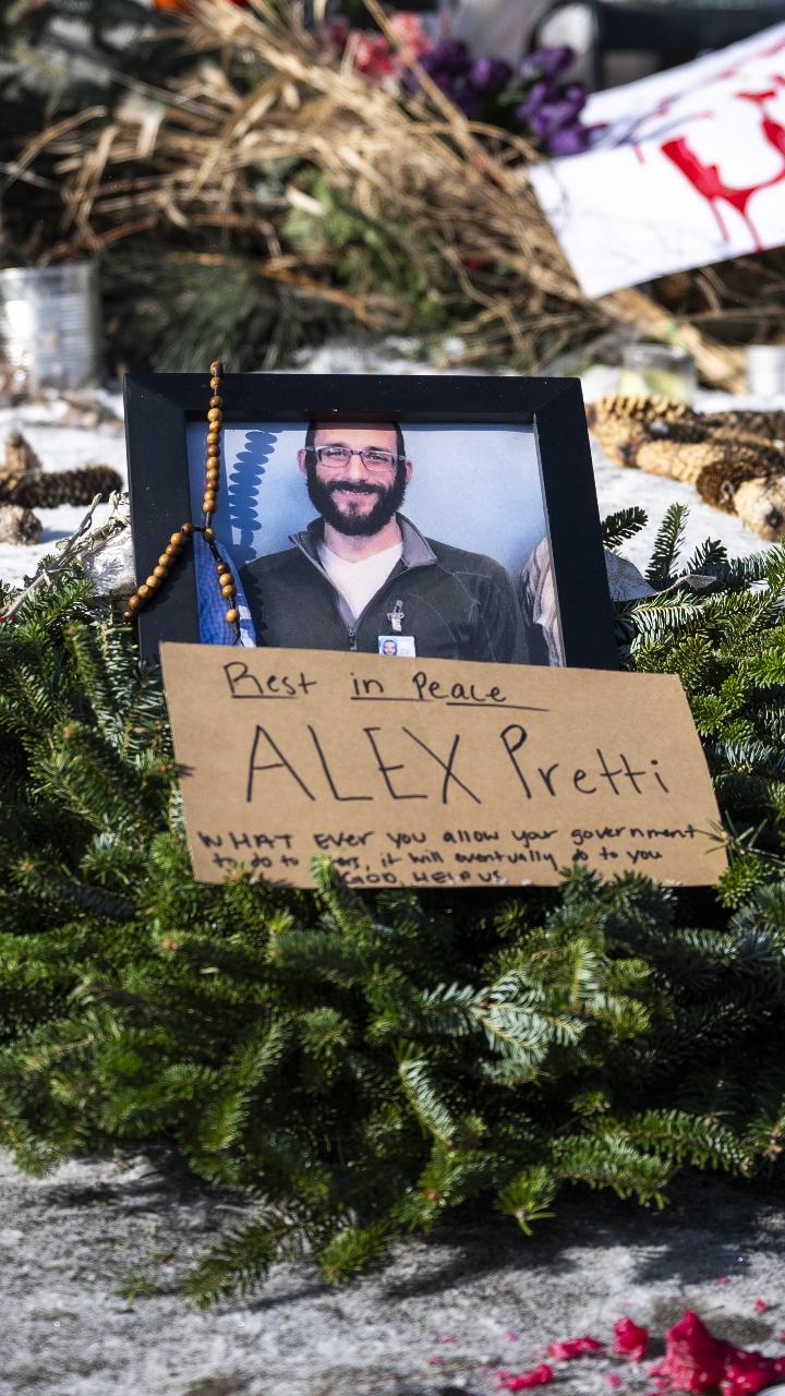 Chi era Alex Pretti, l'infermiere di 37 anni ucciso dall'Ice a ...