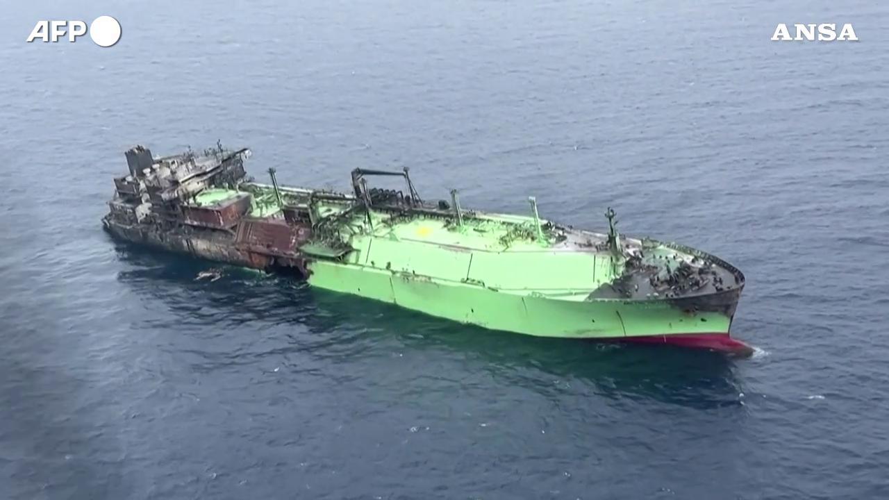 La petroliera russa Arctic Metagaz alla deriva al largo di Malta, si ...